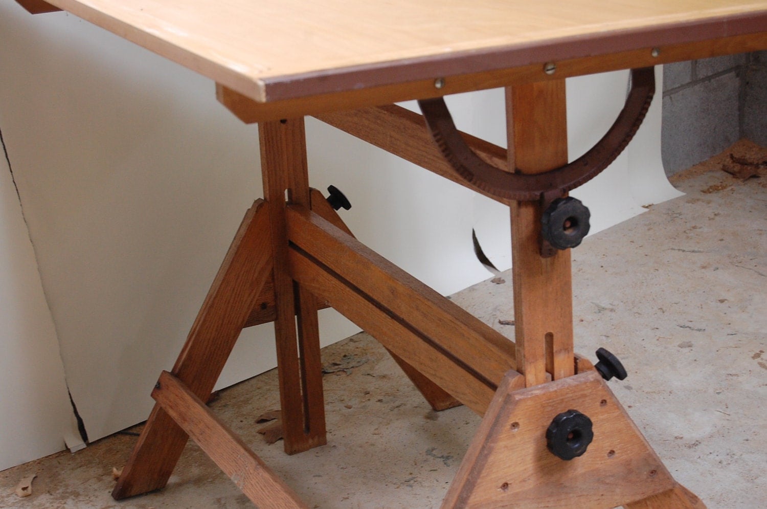 I have an extra knob, would you mind quickly taking a look at it? (need ...