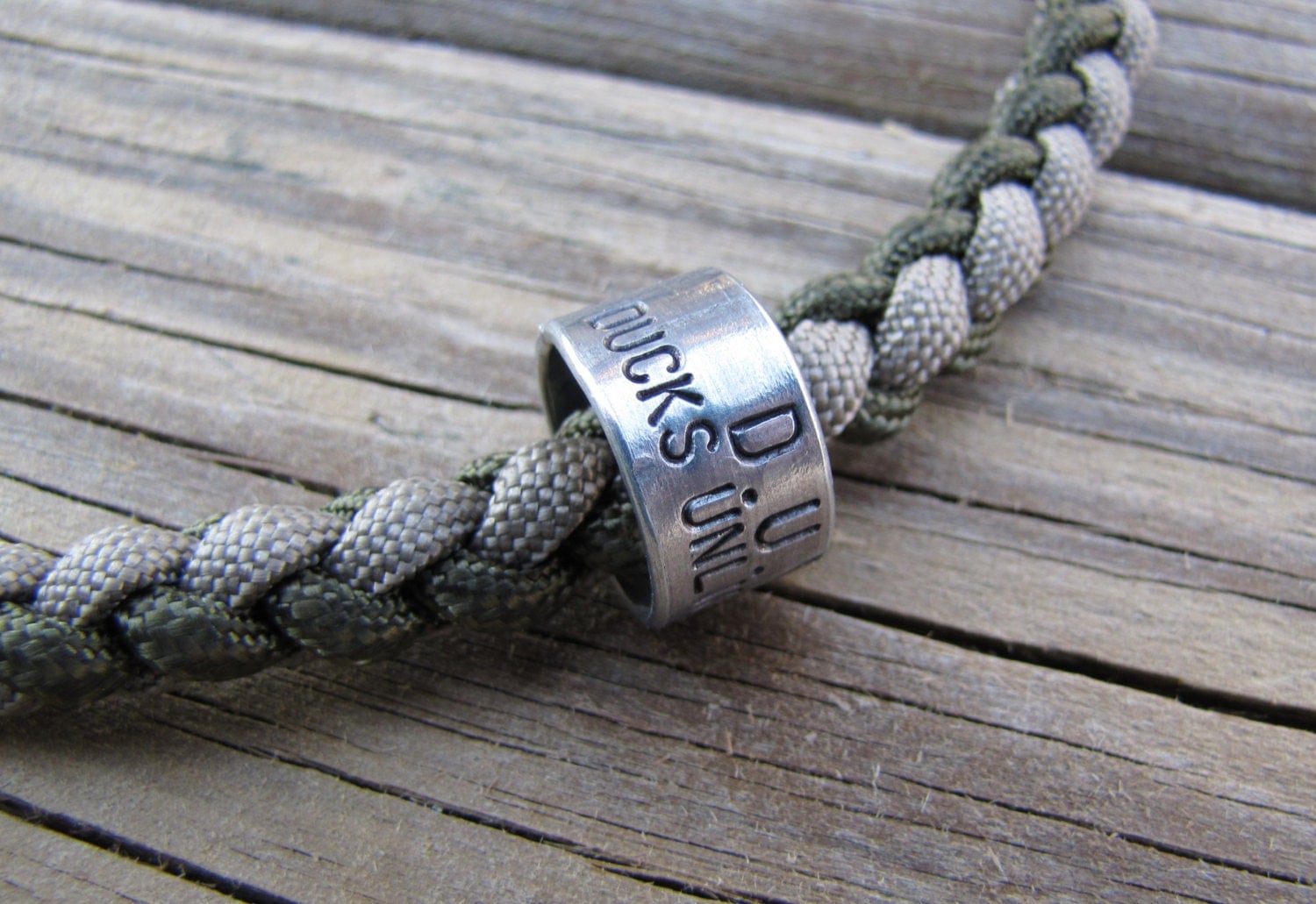 braid 550 cord necklace : Sama's blog